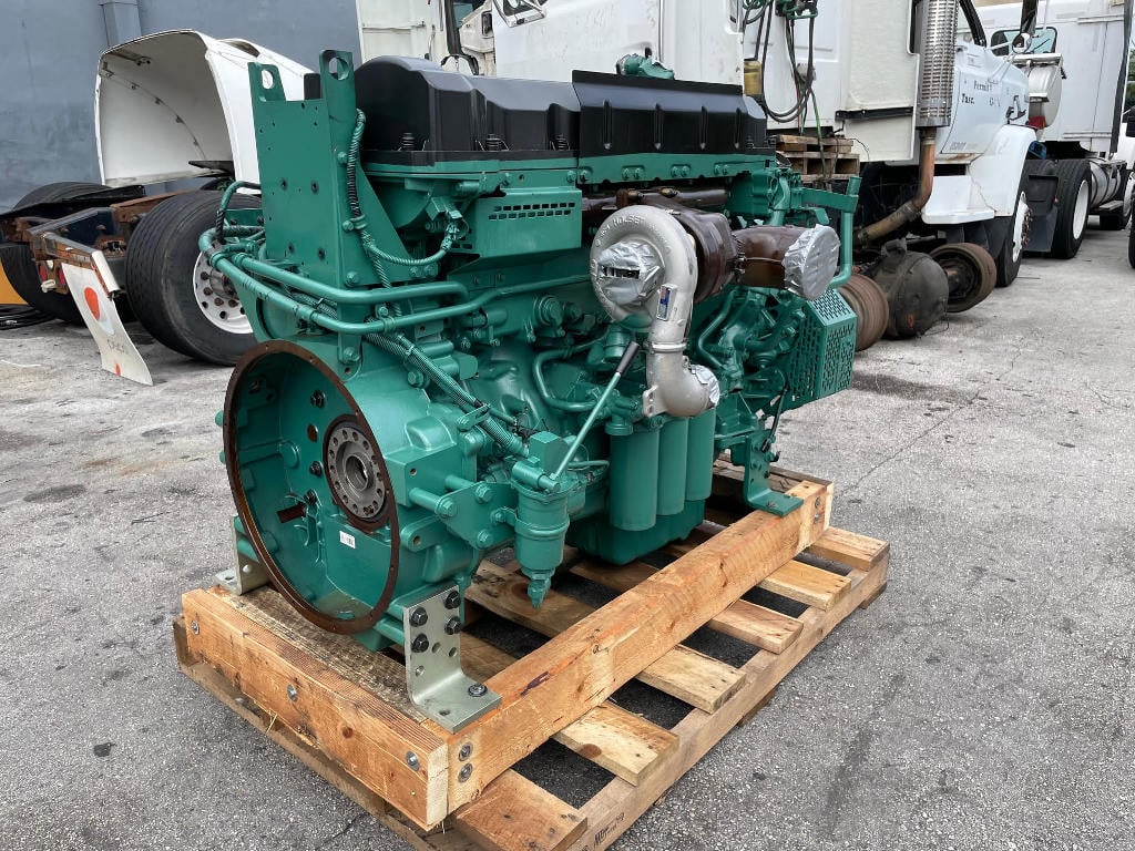 NEW 2011 VOLVO D13 TAD1365VE ENGINE – Eastern Truck Engines and Gearboxes